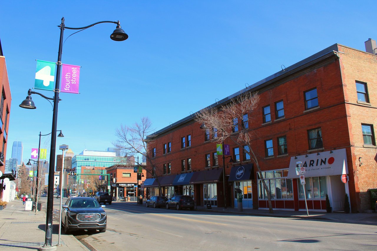 Explore 4th Street downtown YYC: restaurants, shops & night life