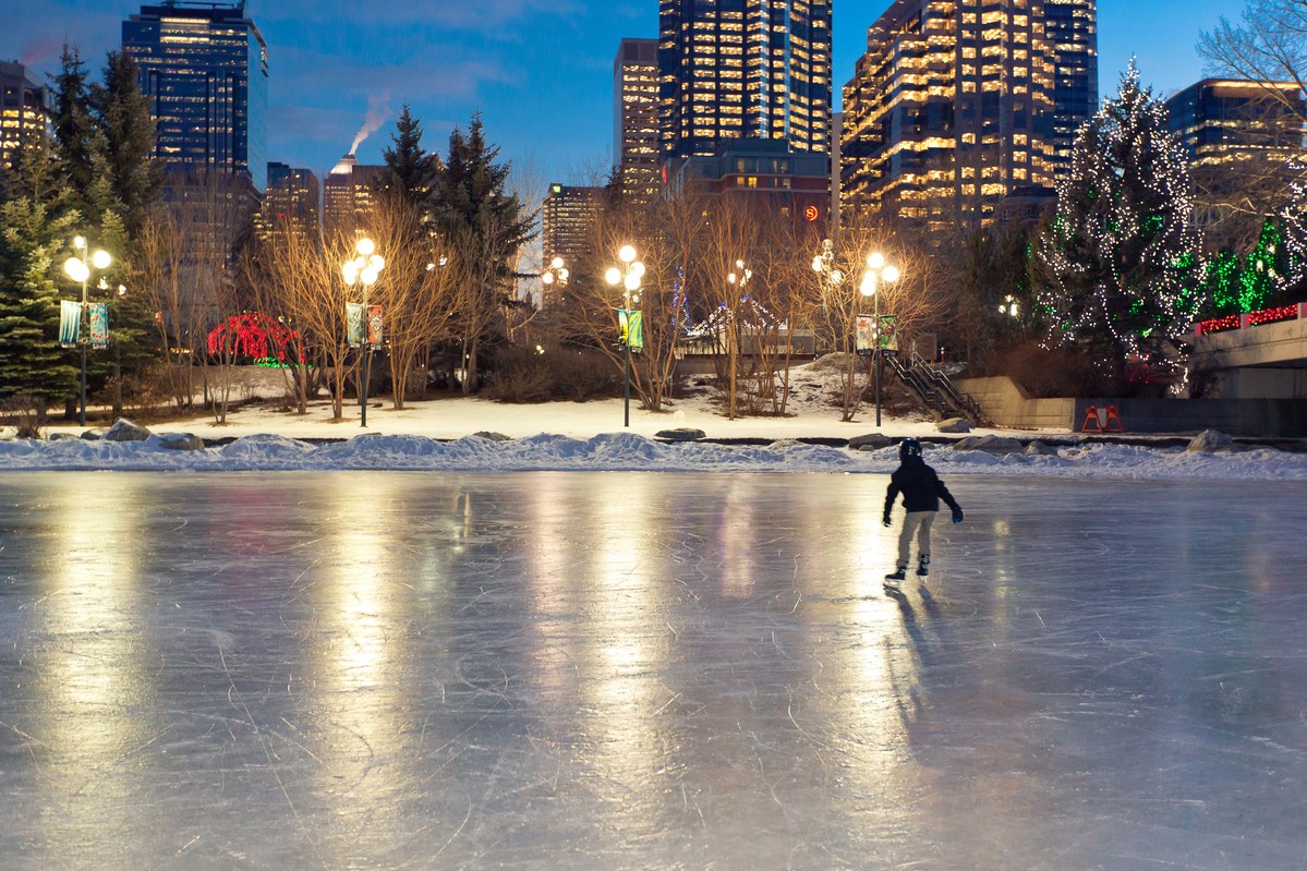 Ice skating in downtown Calgary - Explore Downtown YYC